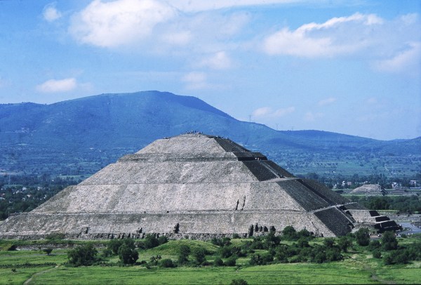 IMAGE 2: Mesoamerican Monumental Architecture. ‘Pyramid of the Sun ...